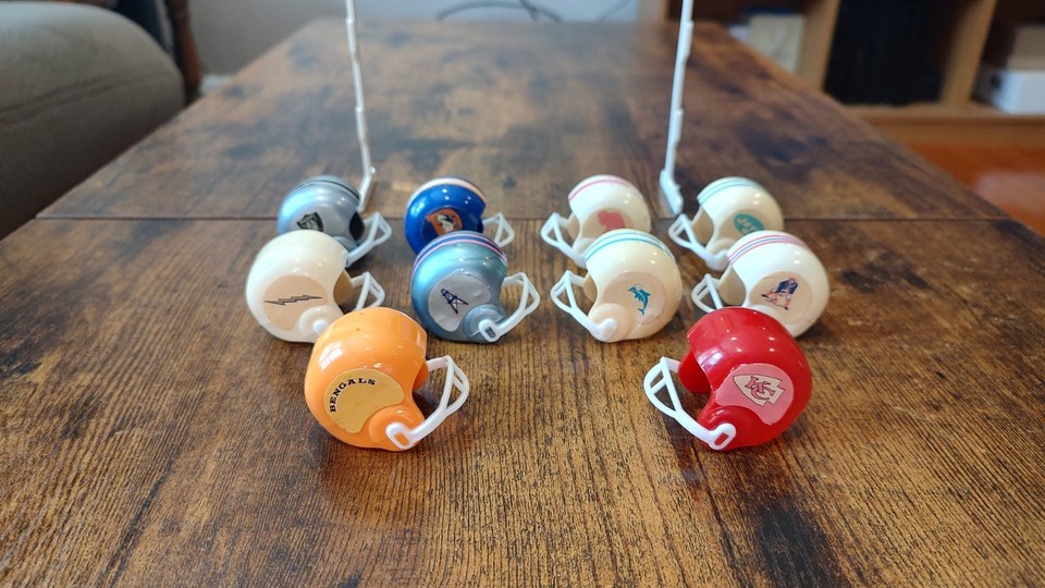 Lot of 10 Vintage 1960s AFL Mini Gumball Football Helmets with AFL Goal ...