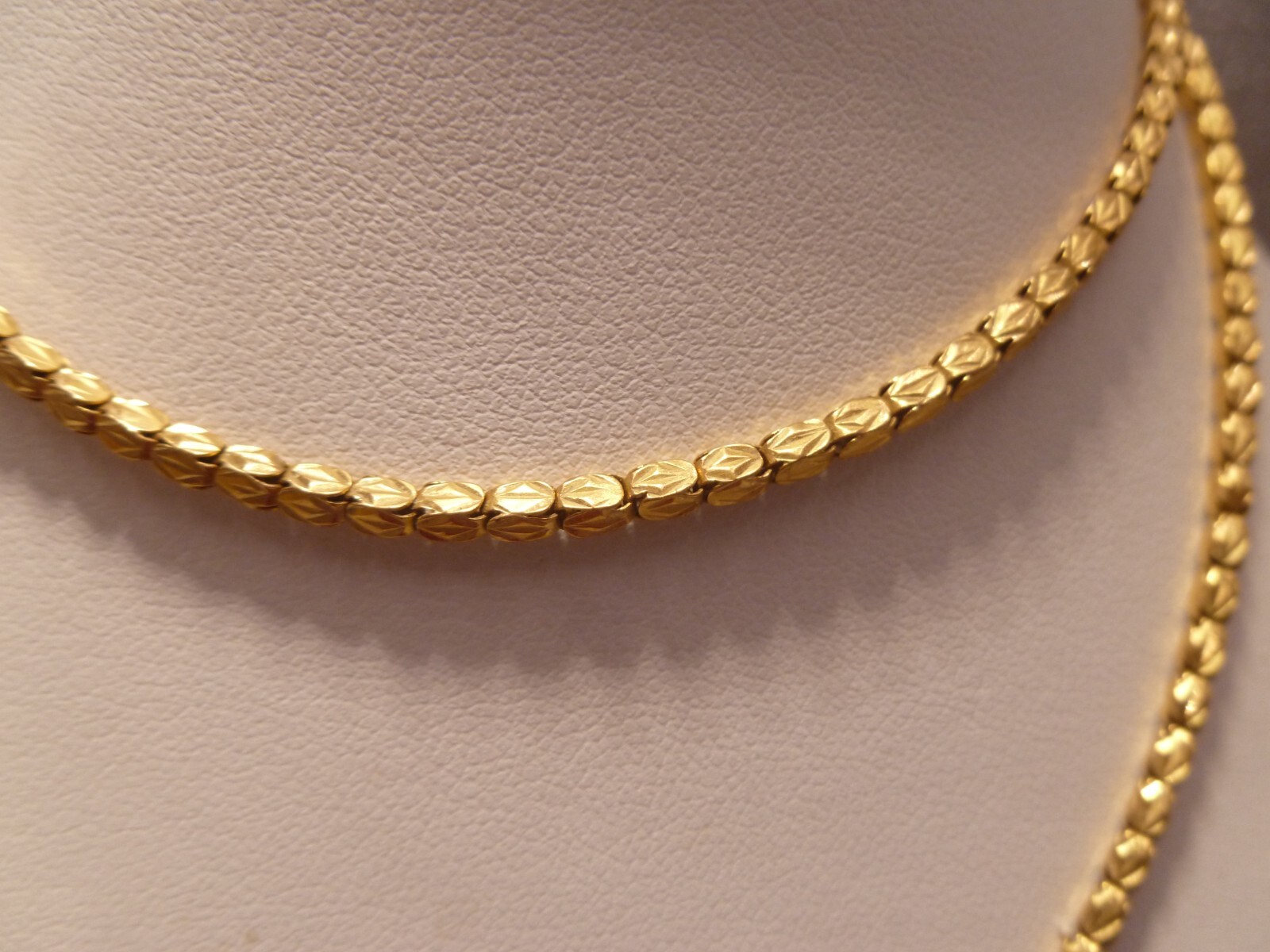 21k Plus Yellow Solid Gold Snake Box Chain Necklace 24" Long 16.4 Grams ...