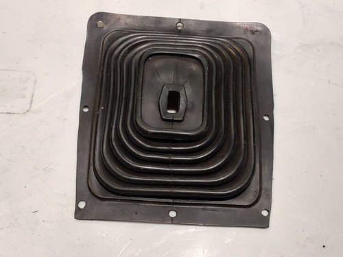 UNIVERSAL HURST B&M STYLE RUBBER SHIFTER BOOT | eBay