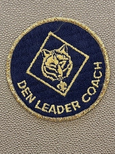 Cub Scout Den Leader Coach Patch, Trained Gold Mylar White Cloth Back | eBay