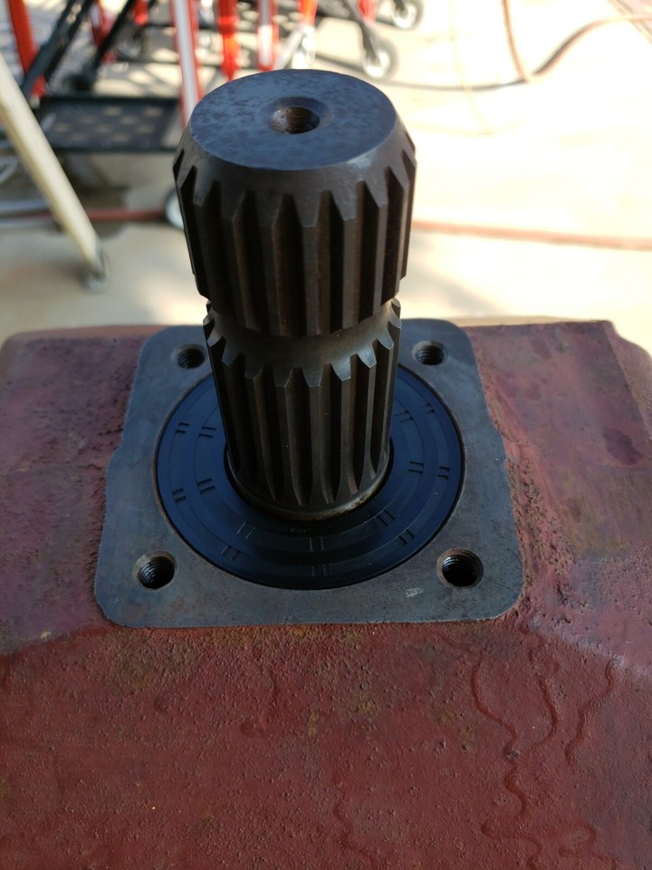 BUSH HOG GEAR BOX ASSEMBLY PART # 70997 | eBay