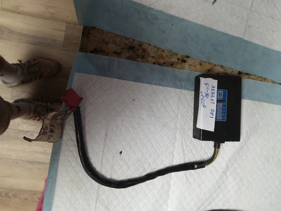 1985 85 Honda VF500F VF500 Interceptor 500 CDI Ignitor ECU Box 131100 ...