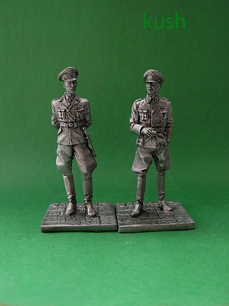 TIN 54mm WW2 German SS General and German SS Officer scale1/32 | eBay