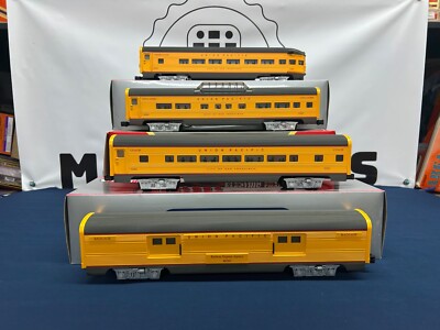Williams Aluminum Union Pacific 60’ Streamlined 4-Car Passenger Set ...