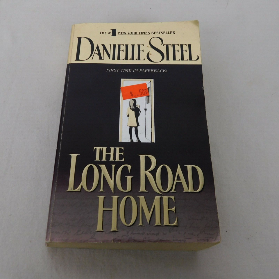 Lot of 9 Danielle Steel Novels PB Heartbeat Accident Kiss Lone Eagle ...