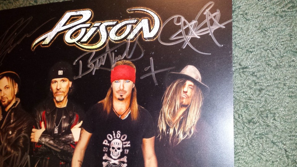 POISON 2022 TOUR BAND SIGNED AUTOGRAPHED PHOTO BRET MICHAELS CC PASS ...