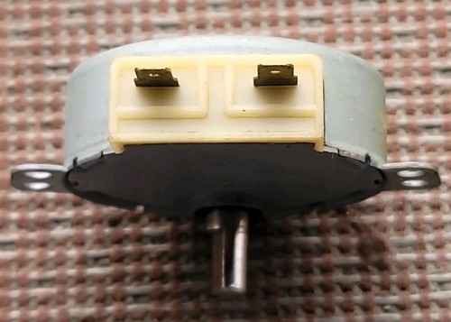 GE Spcmaker XL1800 MICRWAVE Turntable Driv Motor # WB26X10038; JVM1851 ...