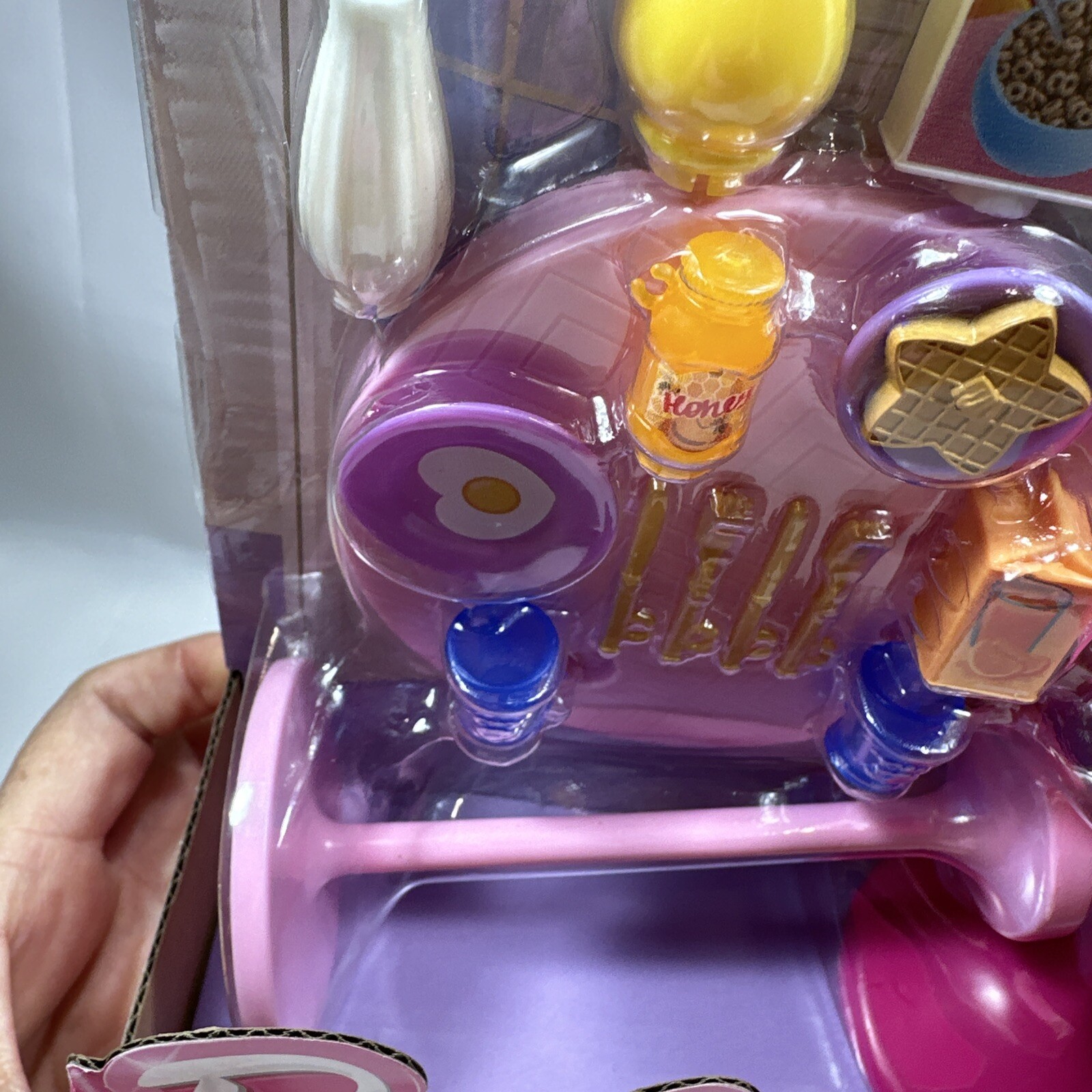 BARBIE ACCESSORY SET BREAKFAST STORY- TABLE CHAIRS FOOD BARBIE CEREAL ...