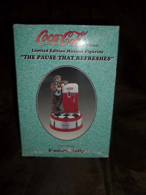 1997 Emmet Kelly Coca Cola music box coke machine in box PLAYS PERFECT ...