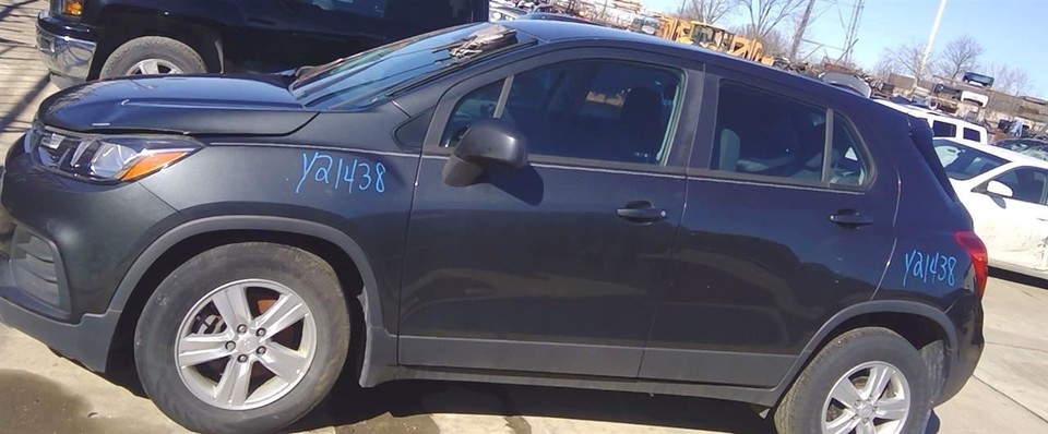 15 16 17 18 19 2020 Chevy Trax Fuel Filler Door Square Gas Cap in G7Q ...