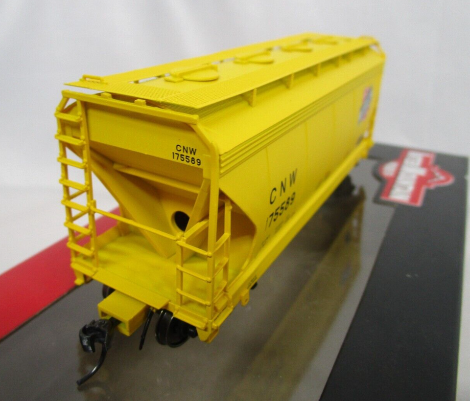 Intermountain HO Scale CNW Chicago North Western ACF 2 Bay Covered ...