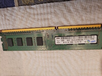 Samsung computer memory ram 1GB 1RX8 PC3 10600U-09-10-AO DDR3SDRAM ...
