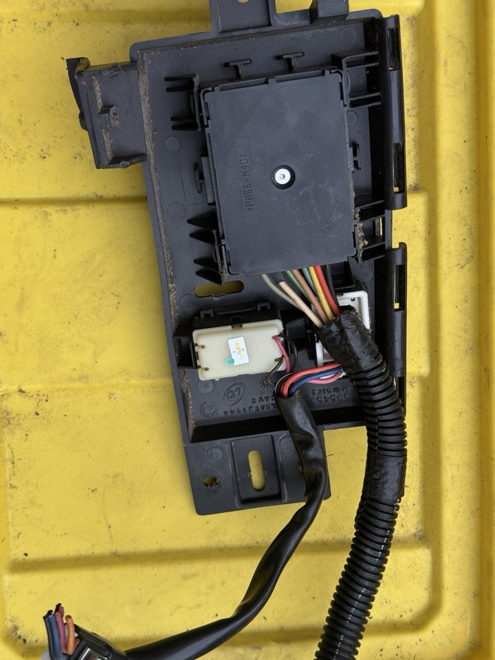 06-10 Hummer H3 Front Drivers Seat Adjust Lumbar Switch OEM | eBay