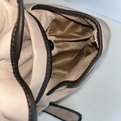 BACCINI MILANO X Large Leather Hand/Shoulder Bag Purse Color Camel ...