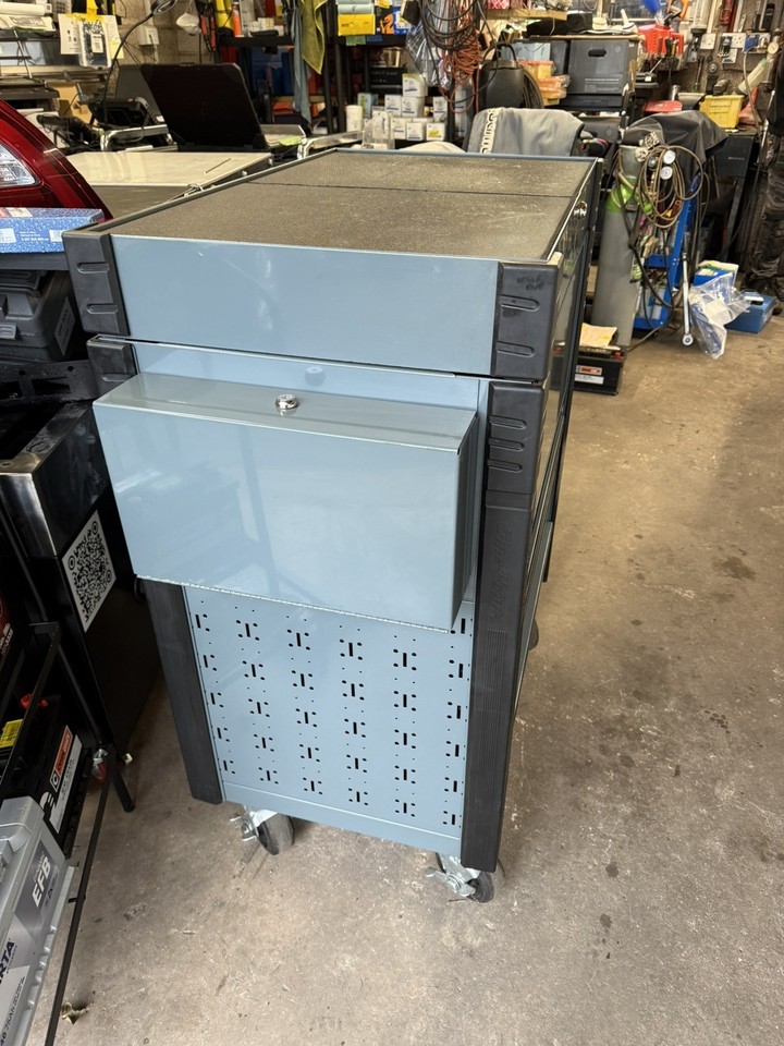 SNAP ON SHOP CART / Blue Point Roll Cart LATEST STORM GREY 32 DRAWS £ ...