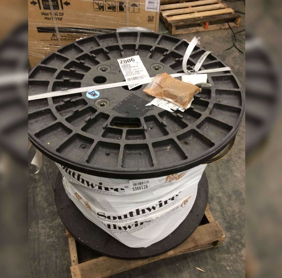 500' Southwire 4/0-4/0-2/0 Triplex Aluminum URD Direct Burial Cable ...