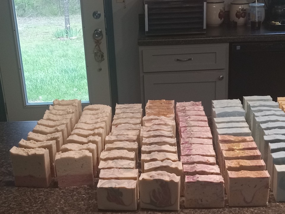 Men's organic soap,wonderful smell,essential oils,5 pounds,of 5 oz Bars ...