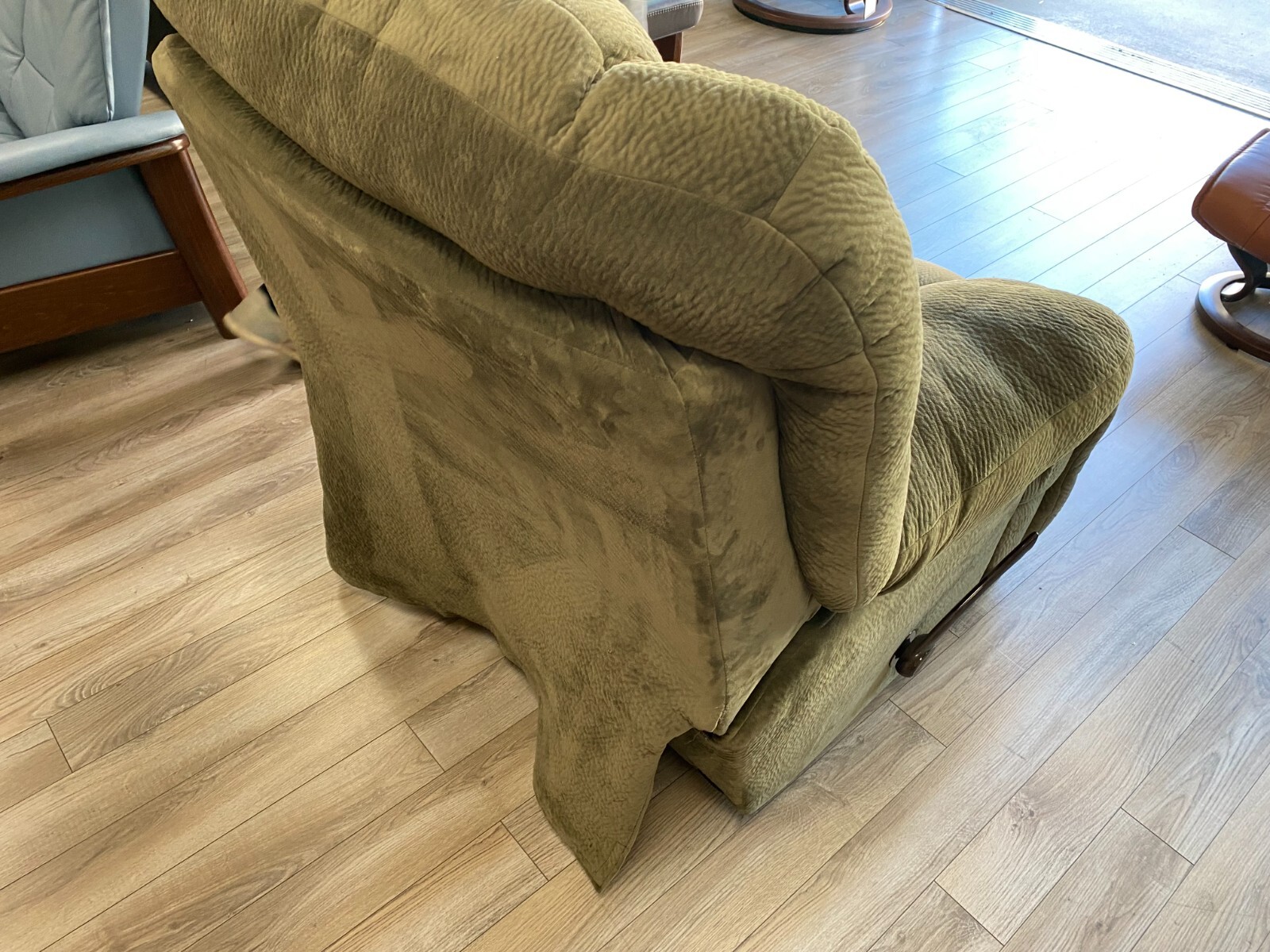 Catnapper Cloud 12 Manual Lay Flat Chaise Rocker Recliner - Sage Green ...