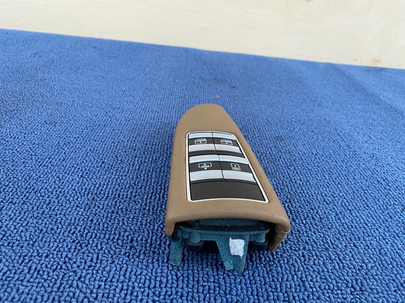 MERCEDES W221 S400 S550 S600 REAR RIGHT WINDOW SUN SHADE SWITCH BUTTON ...