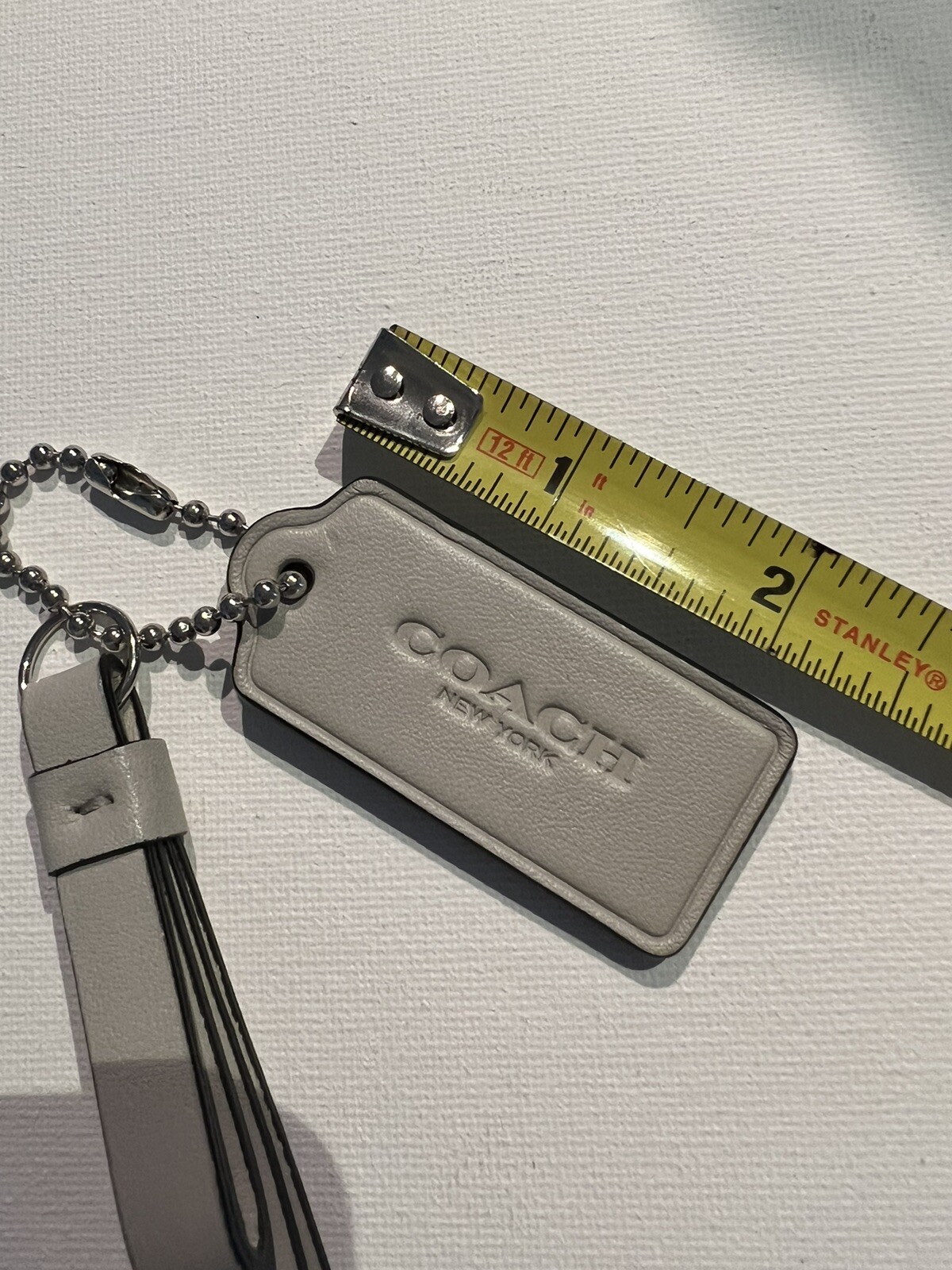 Coach Leather Key Fob Bag Hang Tag W 4” Wrist Strap Silver Metal ...