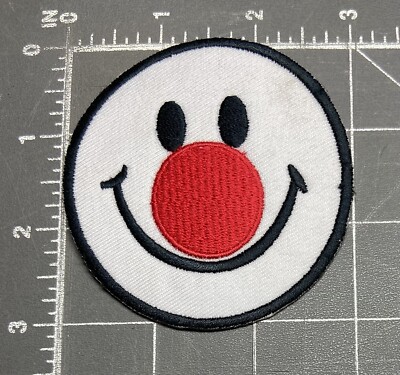 Blanc Smiley Visage Clown Grand Rouge Nez Happy Amusant Cirque Logo ...