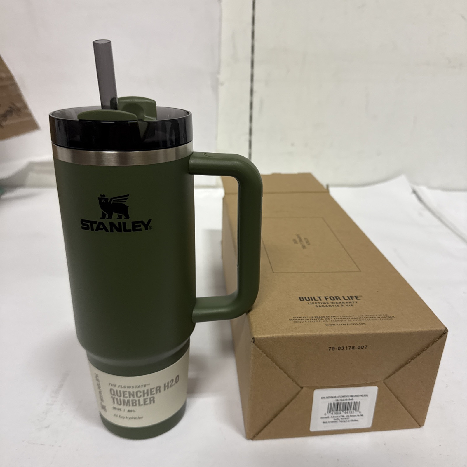 Stanley Quencher H2.0 30oz Flowstate Quencher Tumbler - Dried Pine