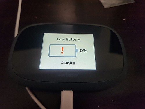 Verizon Jetpack MiFi 8800L Gray Digital Display 4G LTE Mobile Hotspot ...