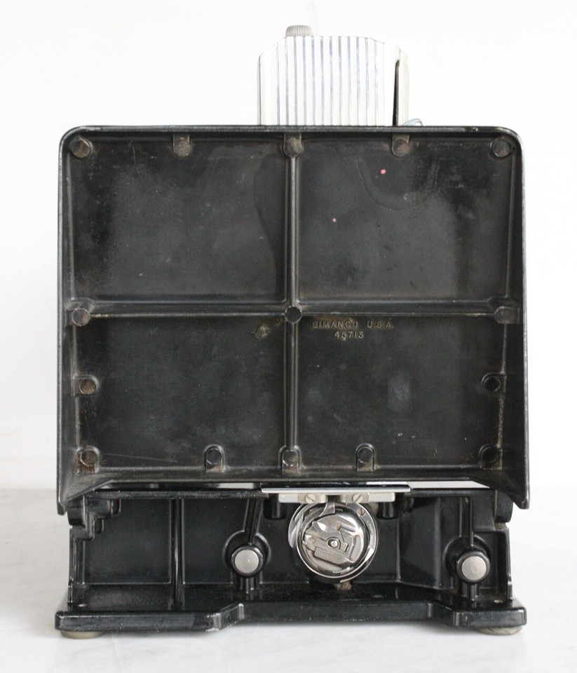 Antique SINGER 221-1 Featherweight Sewing Machine. Case Pedal Extra ...