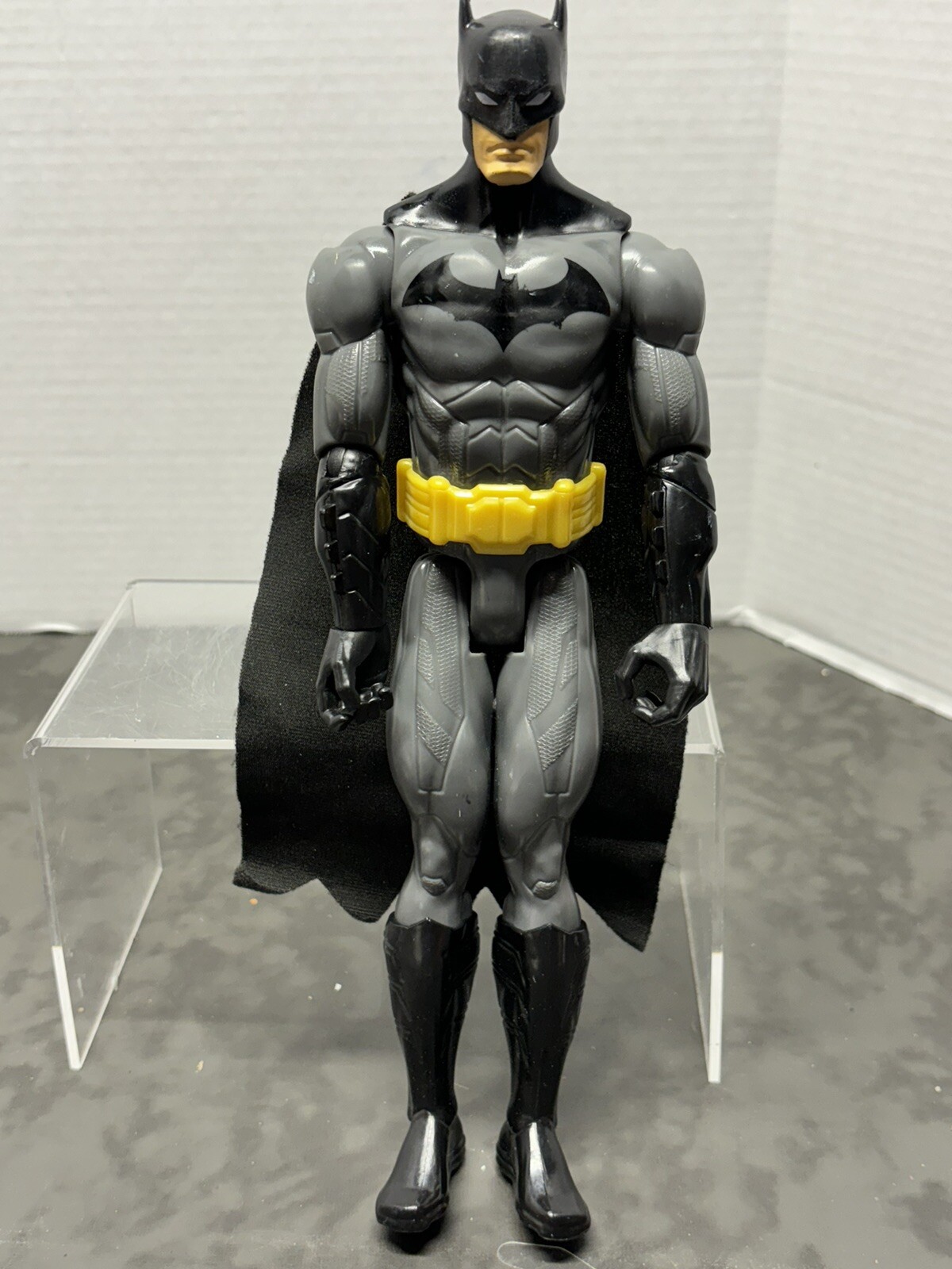 Batman 12 Inch Action Figure With Cape ©DC Comics Bendable 67800 | eBay