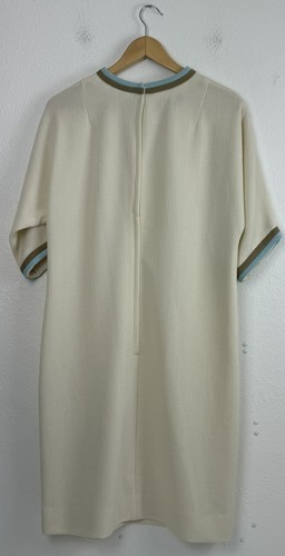 Vintage 1960s Mod Fred Rothschild Boxy Shift Dress White Short Sleeve ...