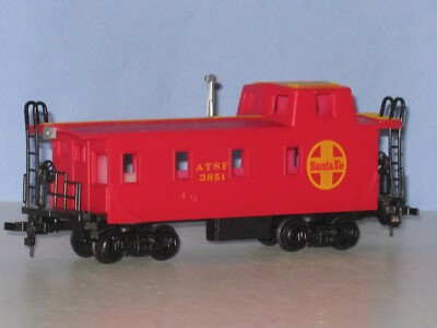 Bachmann HO 36' Offset Cupola Caboose, Santa Fe, #3851 | eBay
