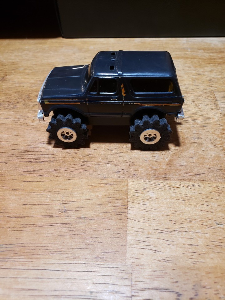 1980's Vintage Schaper Stomper 4x4 Chevy Blazer Original Gen 1 Chassis ...
