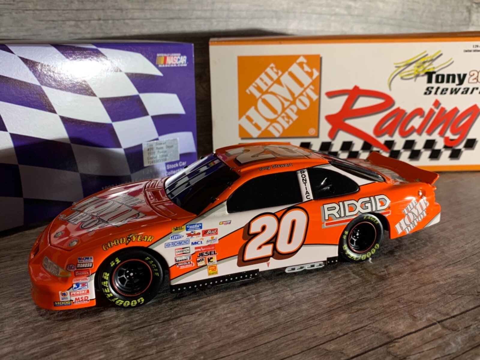 1999 Tony Stewart 1/24 Action NASCAR #20 Home Depot Pontiac Limited ...