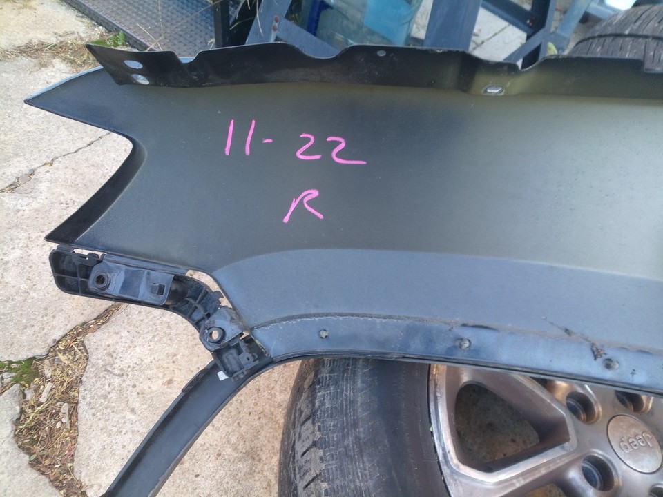 2011-2022 Jeep Grand Cherokee Limited Passenger (R) Fender w Molding ...