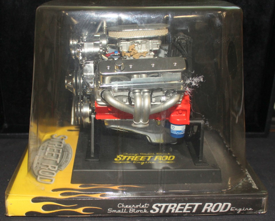 Chevrolet Street Rod Small Block Engine Motor Die-Cast #84026 AO4068011 ...