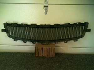 2008,2009,2010,2011,2012 Chevrolet Malibu Lower Grille OEM | eBay