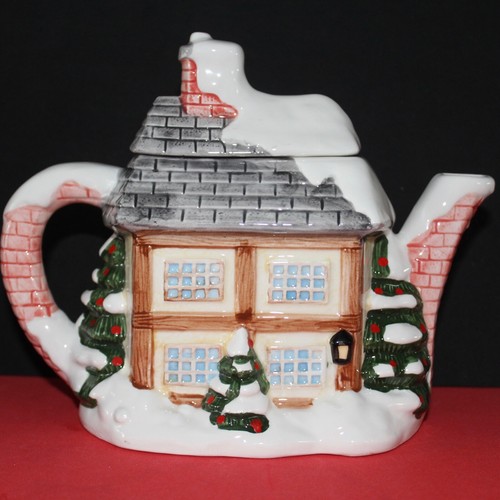 Tea Pot Christmas Winter Holidays Vintage Cottage House Teapot Snowman ...
