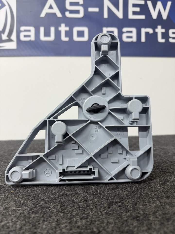 MERCEDES C-CLASS W203(2003-2006)PASSENGERS REAR LIGHT BULB HOLDER 6 PIN ...