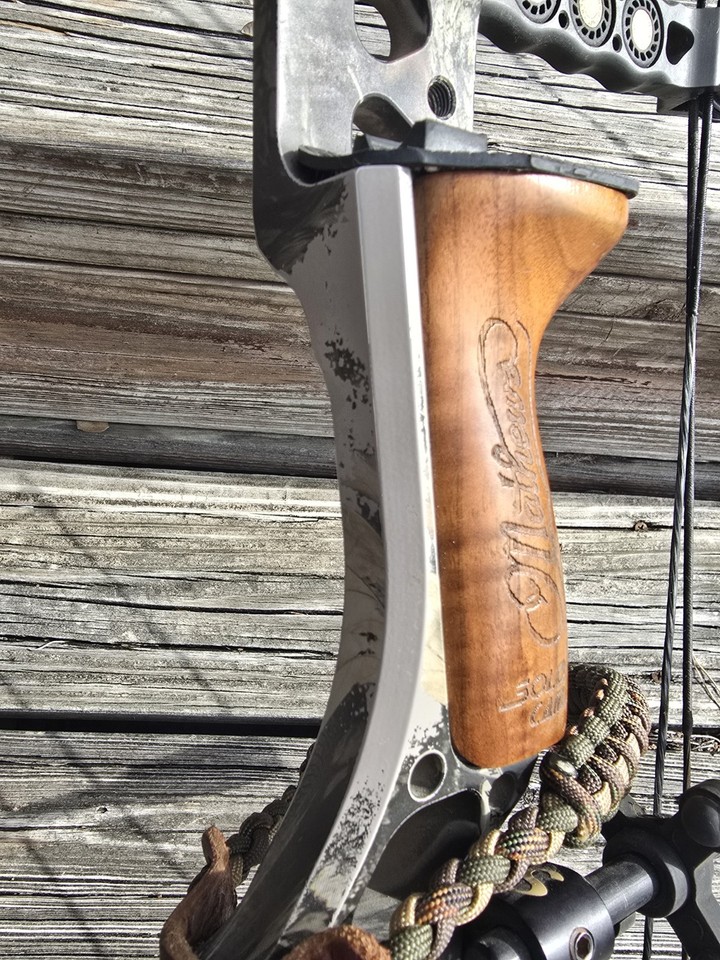 Mathews Solocam Switchback XT Compound Bow 27 Inch Draw 60 -70 Lb Limbs ...