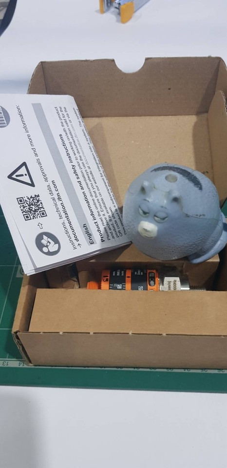 VKV021 IFM Electronic Efector Vibration monitor with intuitive switch ...