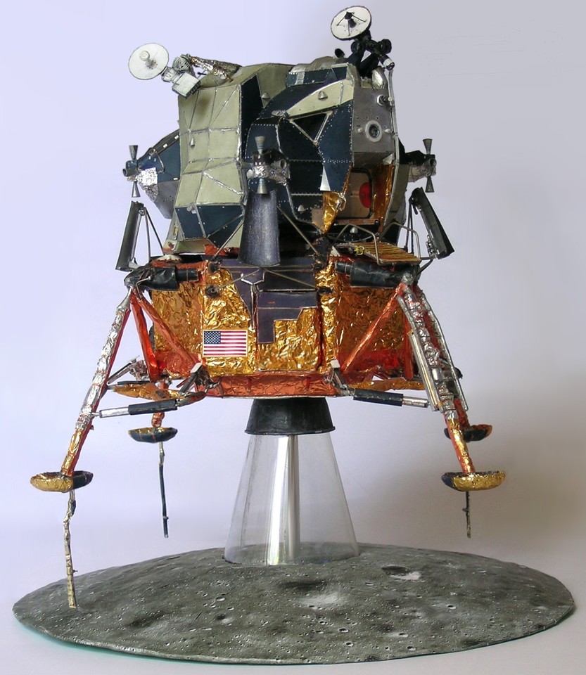 Lunar Module LM-5 1:32 Model FOR Revell Command Service CSM Spacecraft ...