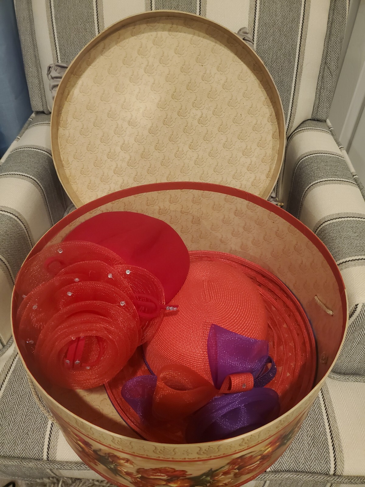 Red Hat Society 2 Hats And Hat Box. | eBay