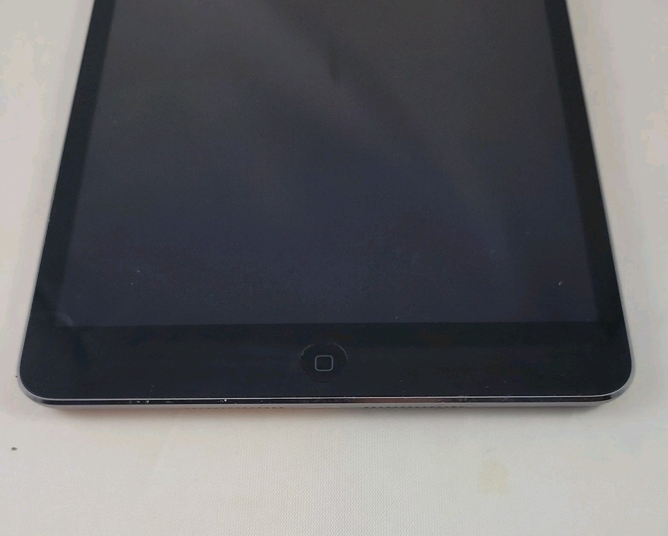 Apple iPad Mini 2nd Gen 32GB Silver/Black A1490 Good Condition | eBay