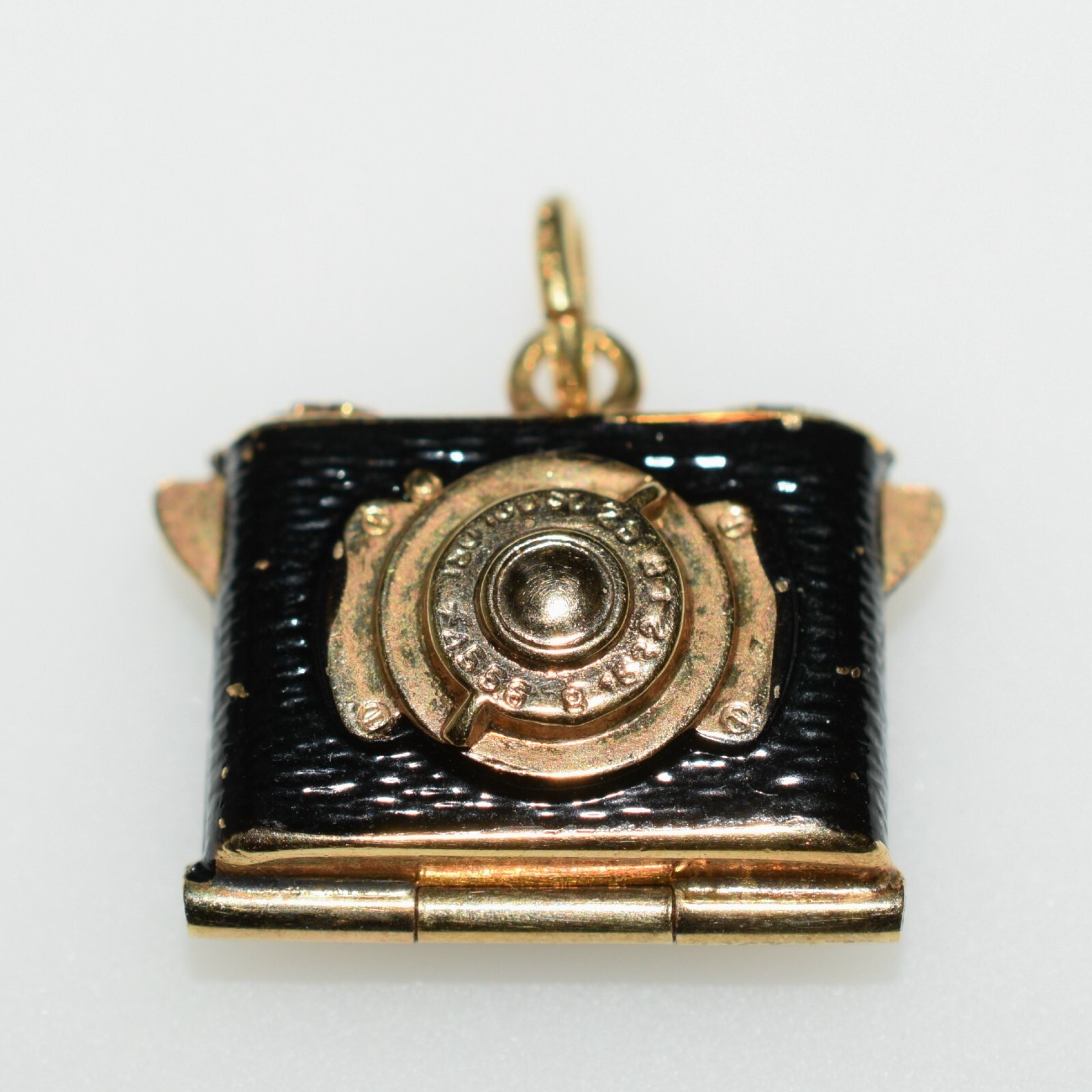 14K Gold Charm Vintage Movable Camera Photo Frame Ar… - Gem