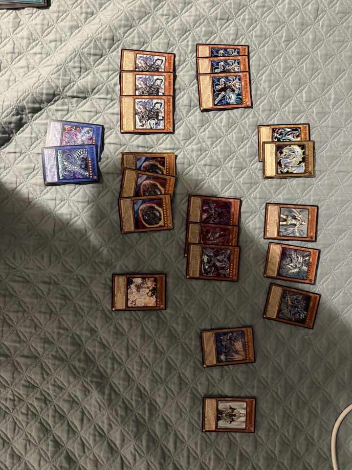 YuGiOh! Tournament Ready Blue-Eyes White Dragon Deck w/ Extra Deck ...