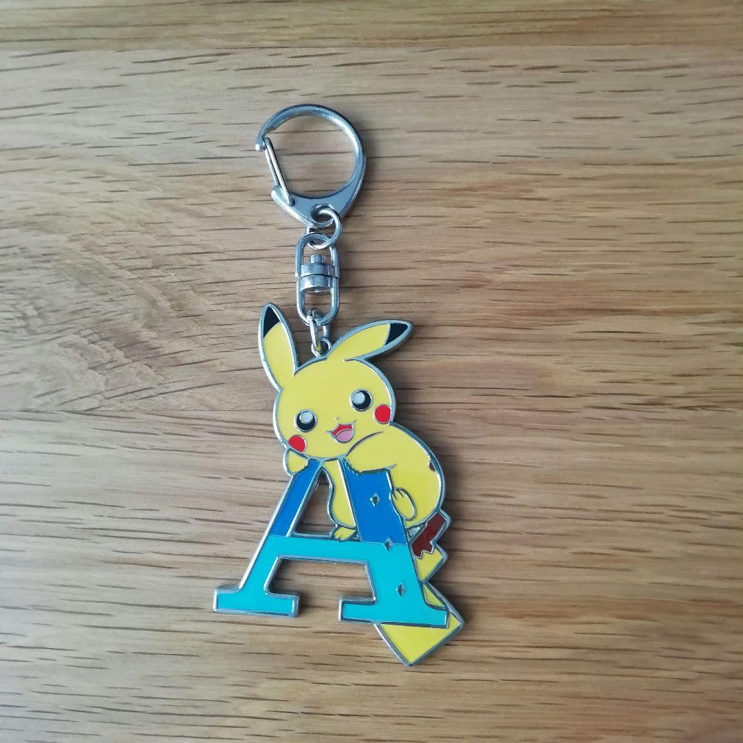 Pokemon Pokémon Metal Keychain Initial Pikachu | eBay