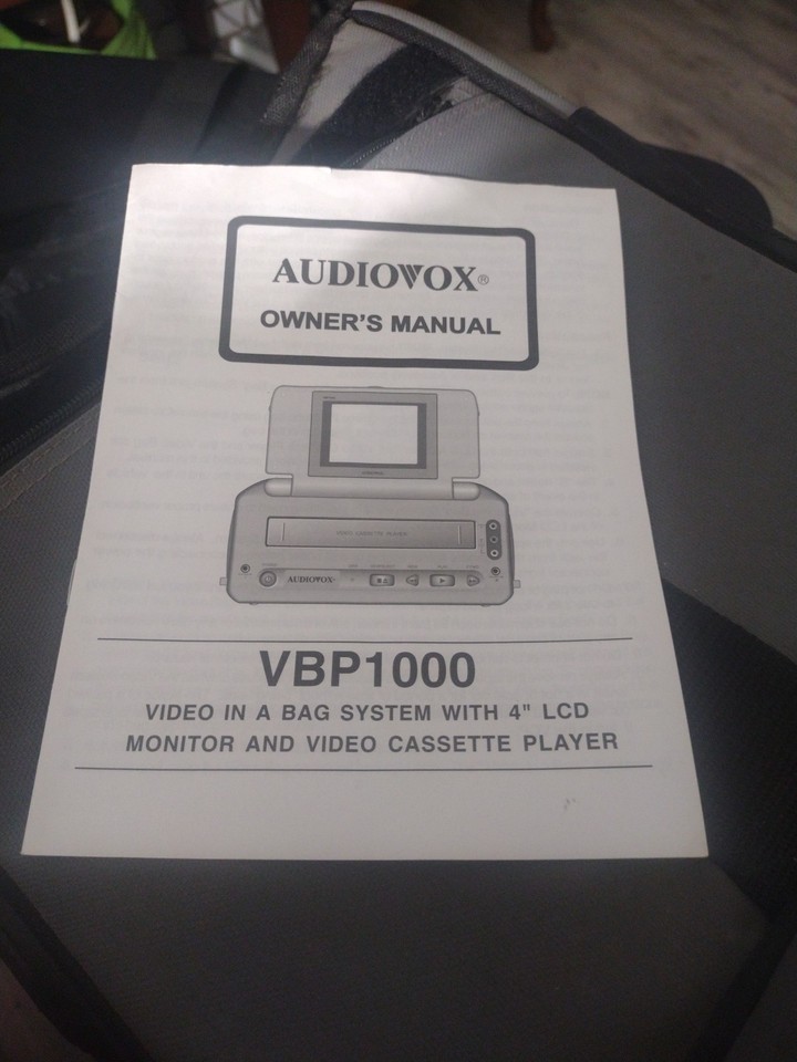 AUDIOVOX Model VBP1000 Portable VHS Player 4-Inch Monitor w/ Case FOR ...