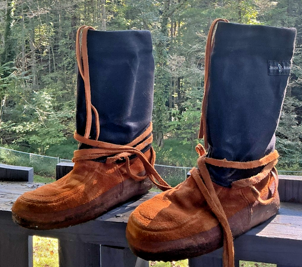 Steger Mukluks ~ Moosehide Moose Leather Canvas ~ Women's Sz 9 ~ Vintage Logo | eBay