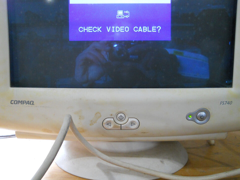 Compaq FS740 Vintage 2000 Retro Gaming 17" CRT Computer Monitor ...