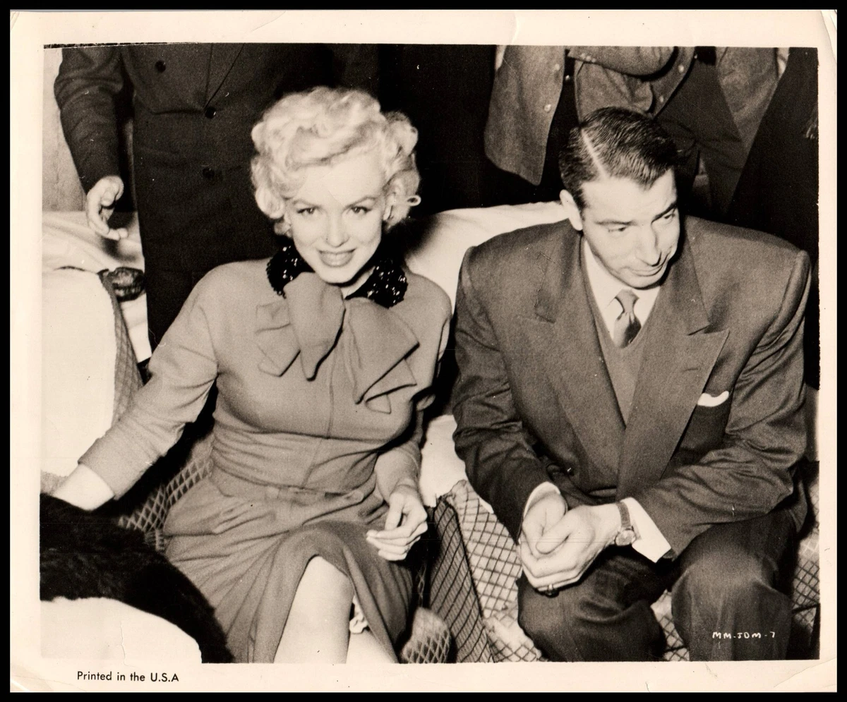 Joe Dimaggio And Marilyn Monroe In Color